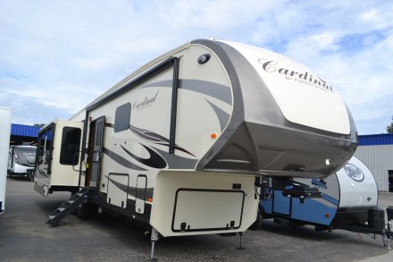 5th Wheel Campers by Forest River at Wholesale
