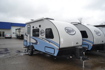 Travel Trailers by Forest River at Wholesale