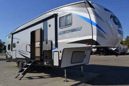 5th Wheel Campers by Forest River at Wholesale