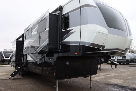 Toy Haulers (Fifth Wheel) by Forest River at Wholesale