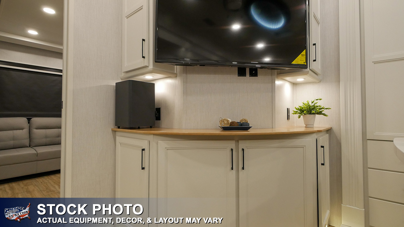 2025 Riverstone 442MC Fifth Wheel by Forest River On Sale (RVN23828)