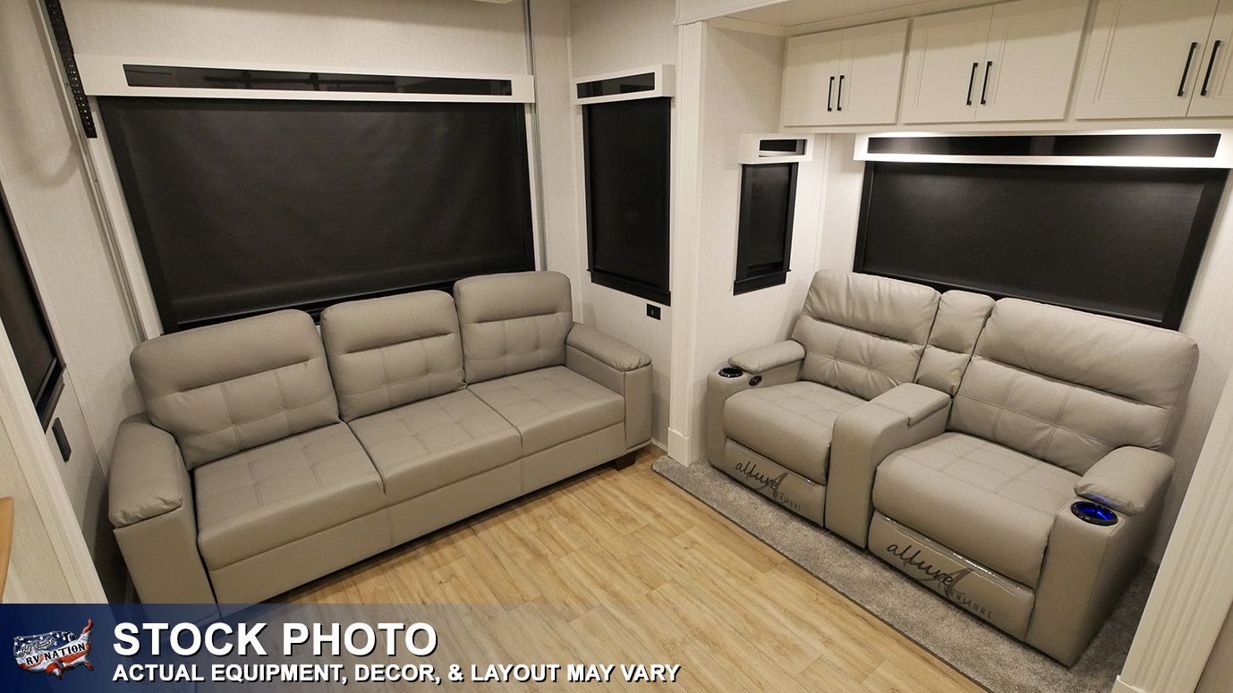2025 Riverstone 442MC Fifth Wheel by Forest River On Sale (RVN23828)