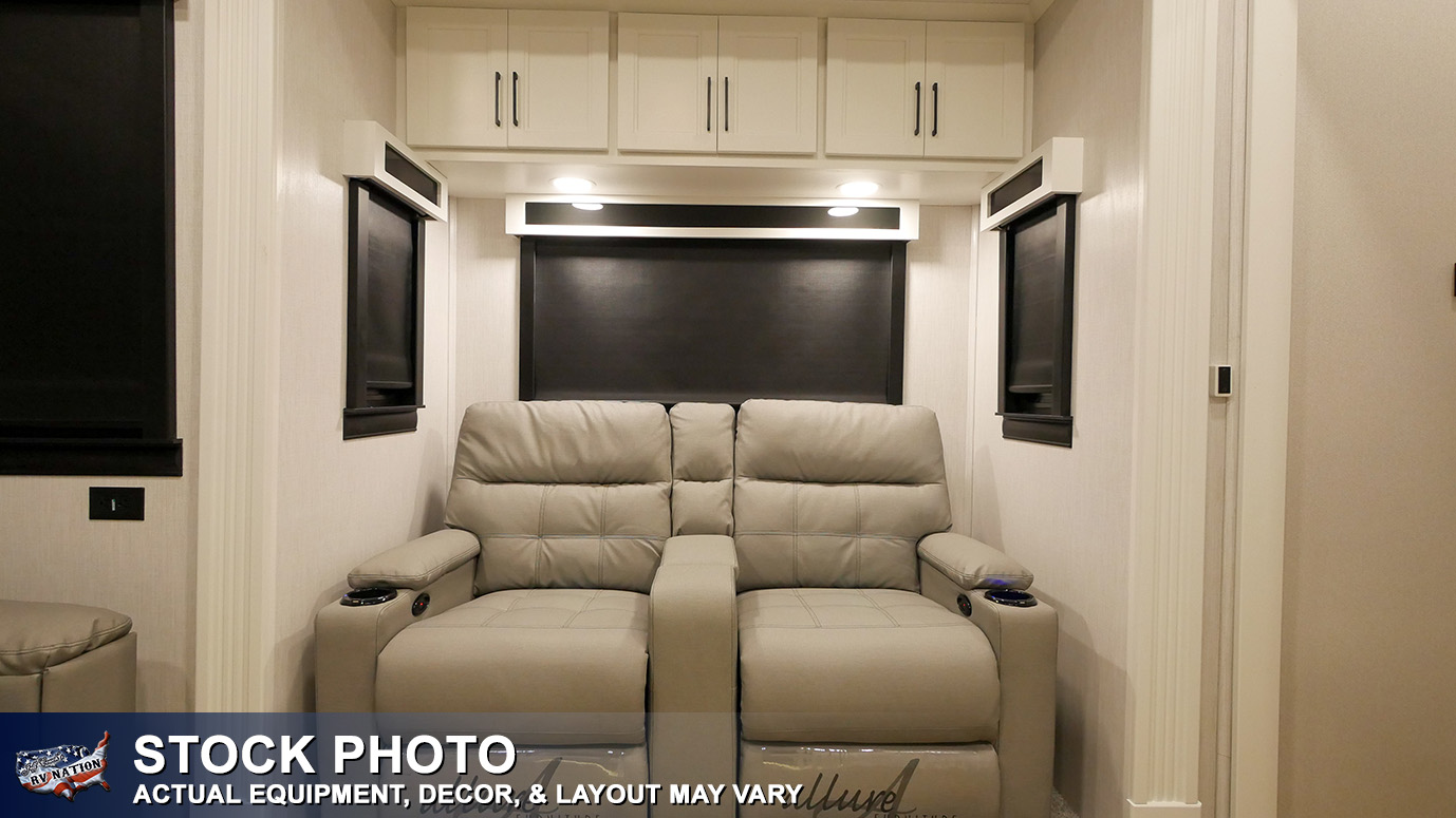 2025 Riverstone 442MC Fifth Wheel by Forest River On Sale (RVN23828)