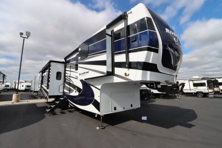 Riverstone RVs by Forest River | Fifth Wheel Campers On Sale