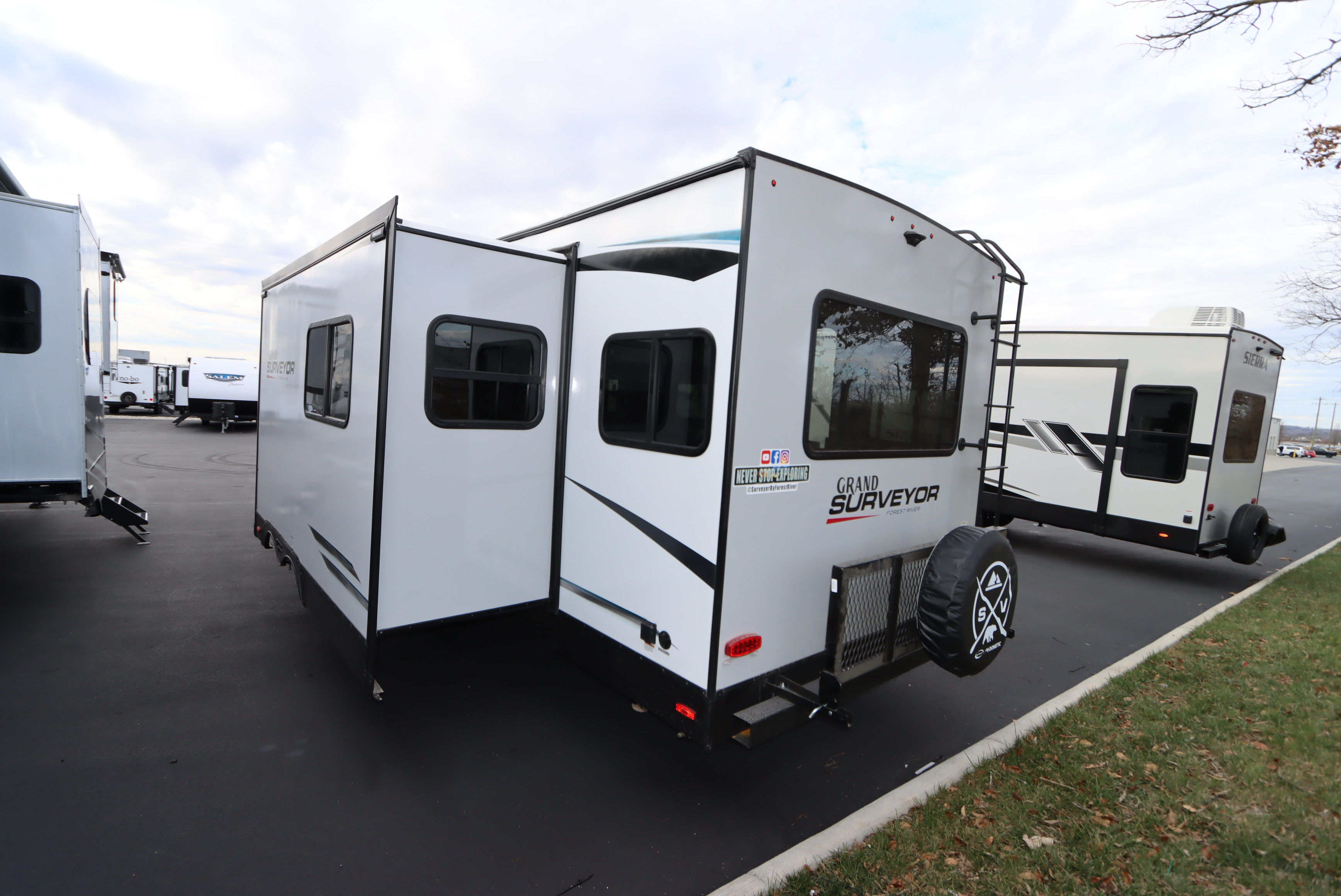 2023 Grand Surveyor 253RLS Travel Trailer by Forest River On Sale ...