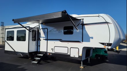 Cardinal RVs by Forest River | Fifth Wheel Campers On Sale