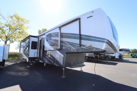 Fifth Wheel Campers by DRV Luxury Suites RV at Wholesale