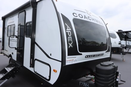 Travel Trailers, Fifth Wheels, & Toy Haulers On Sale