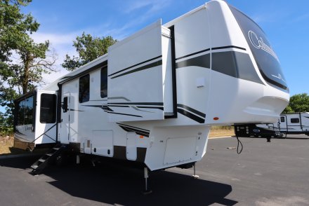 Columbus 5th Wheel RVs by Palomino