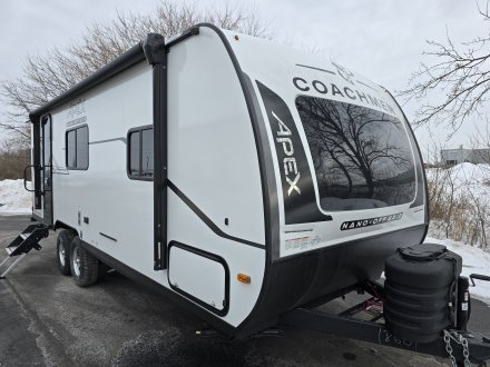 Travel Trailers, Fifth Wheels, & Toy Haulers On Sale