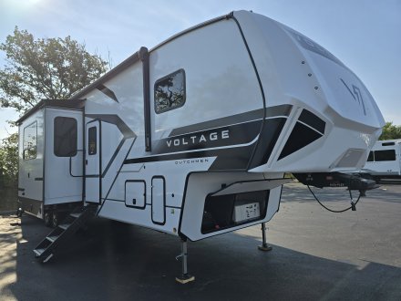 Voltage by Dutchmen RV | Toy Haulers On Sale