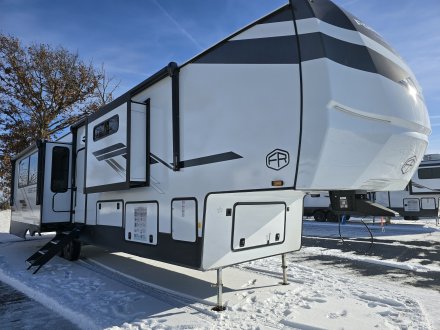 Sierra RVs by Forest River | Fifth Wheel Campers & Trailers On Sale