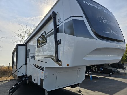 Columbus 5th Wheel RVs by Palomino