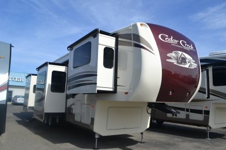 Cedar Creek RVs by Forest River | Fifth Wheel Campers On Sale